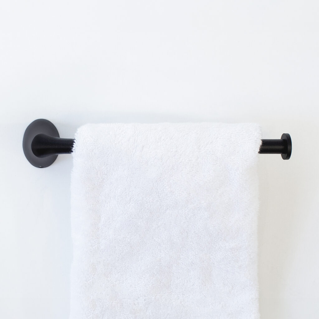 Acadia Hand Towel Bar - Matte Black | Luca + Lex